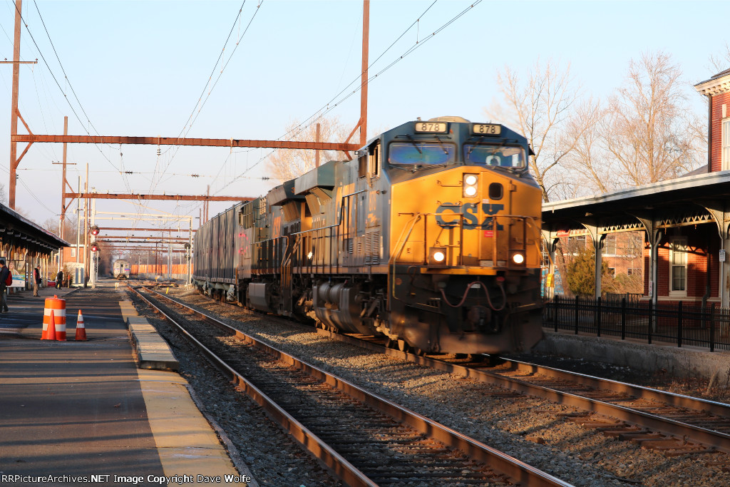 CSX 878